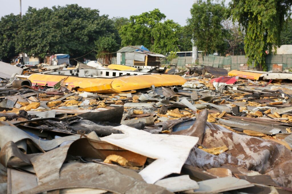 World’s largest landfills as a source for landfill mining – Case Bantar ...