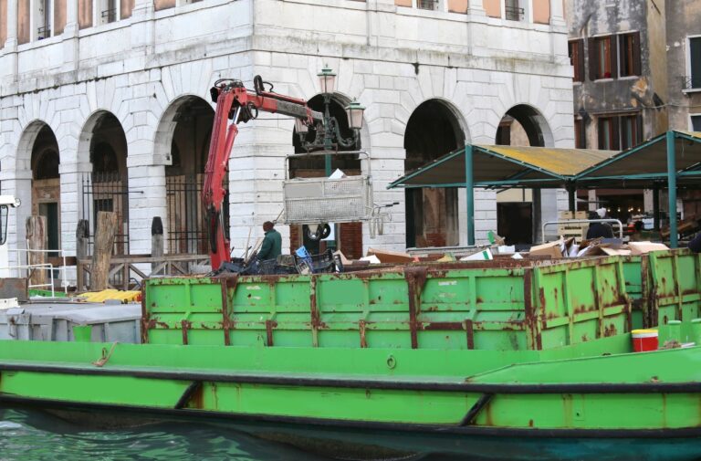 Pollution Threatening UNESCO World Heritage Sites – Case Venice, Italy ...